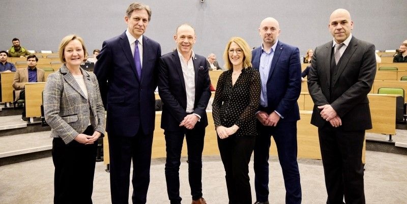 Bank policymaker delivers first speech in Leeds | Leeds University ...