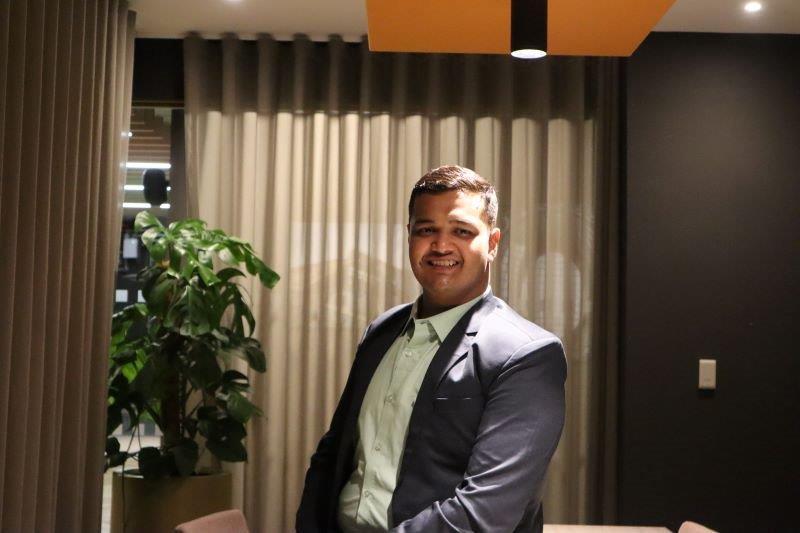 IB Student Devesh Saboo wins Leeds University Business School ...