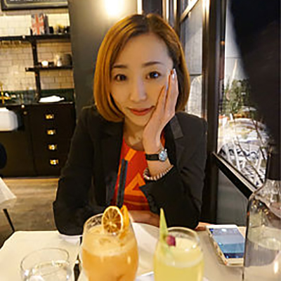 Dr Yang Xia | Leeds University Business School | University of Leeds